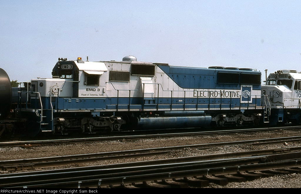 EMDX 3--SD60 Demonstrator